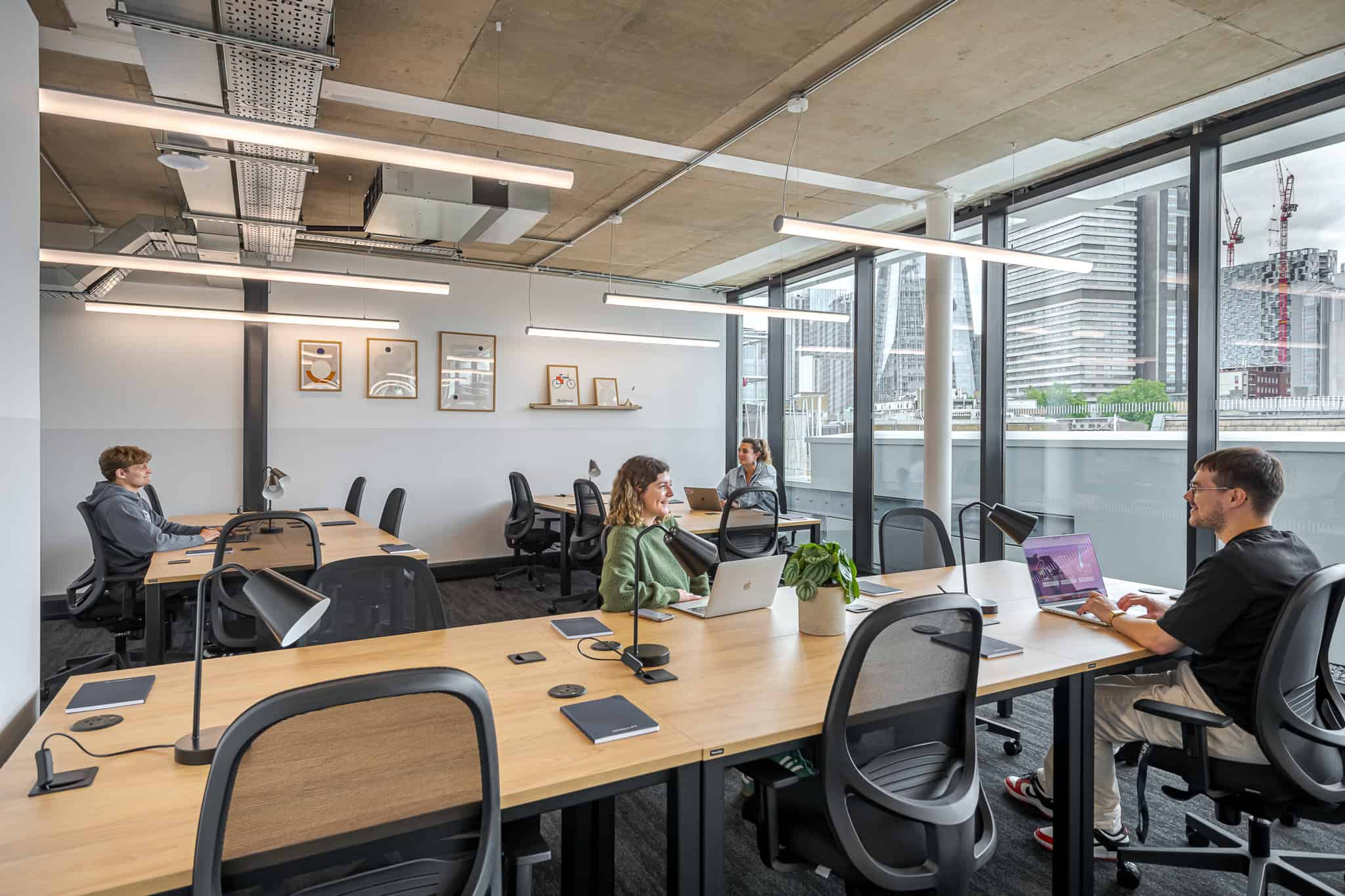 » How Reducing Clutter Can Increase Productivity at Work